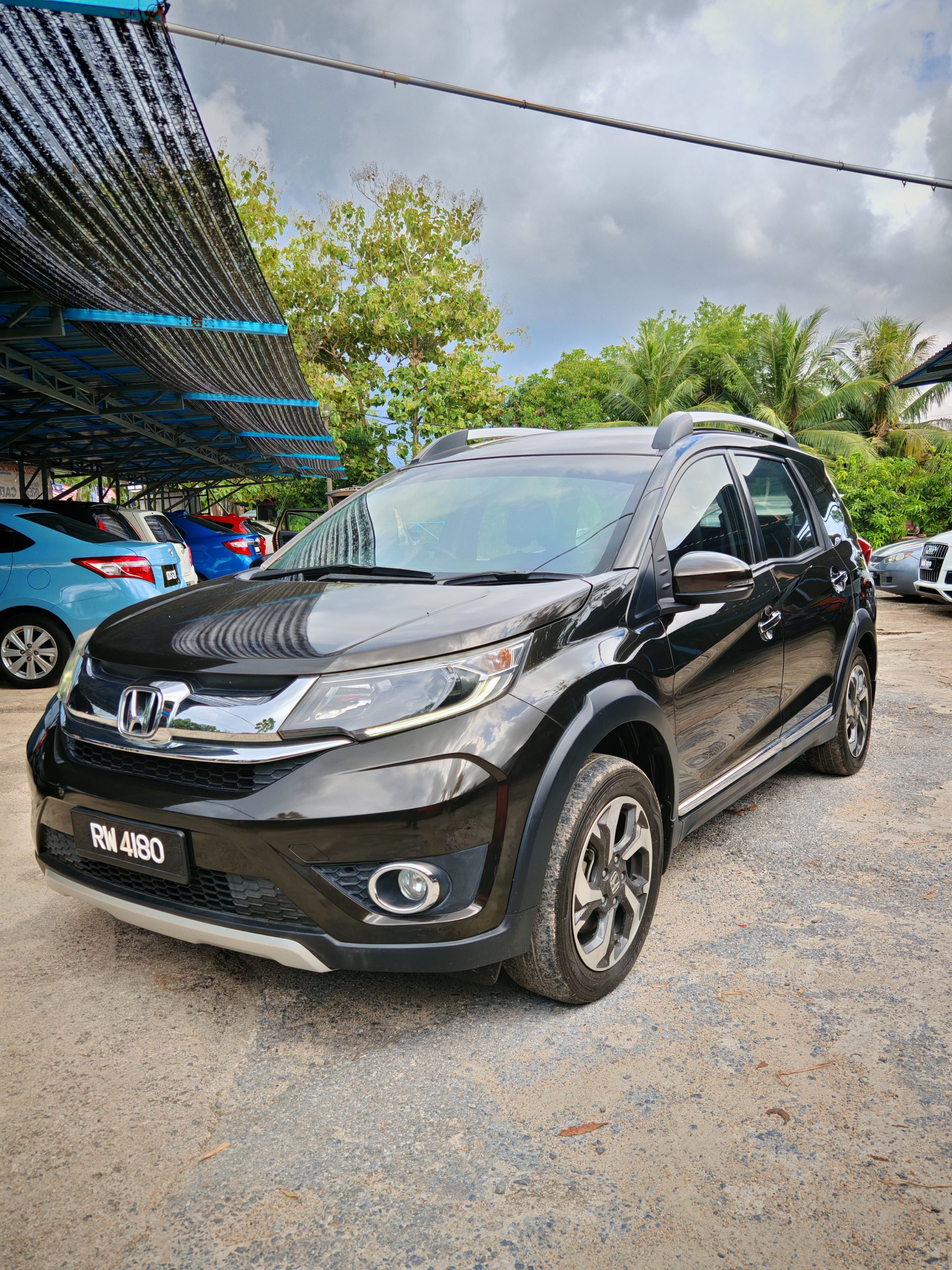 Terpakai 2018 Honda Brv - CWC Automotive